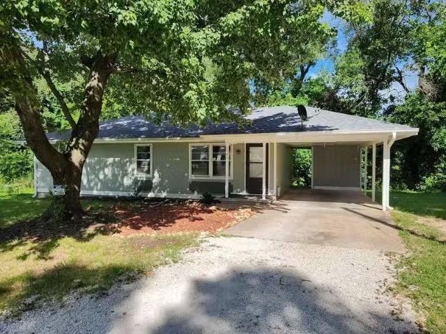 58856470 2544 N Prospect Ave