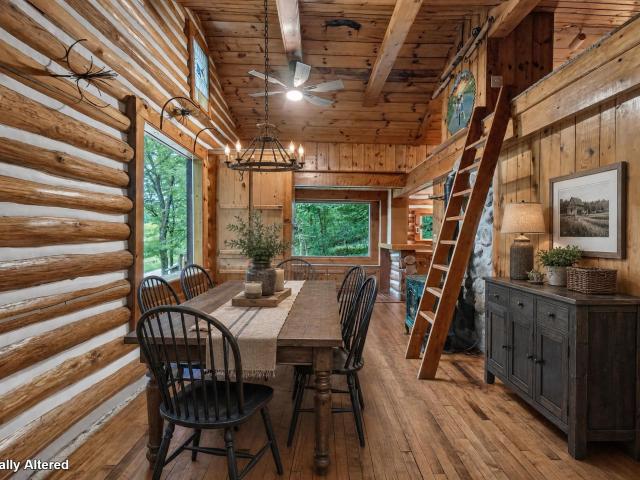 5885 Cedar Valley Road