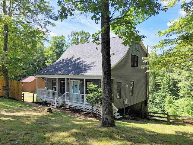5885 Chestnut Ridge Rd, Riner, VA 24149