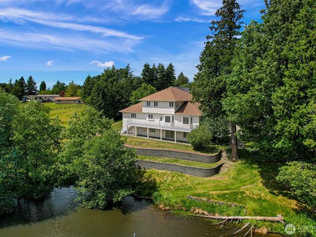 5887 Bay Pine Court