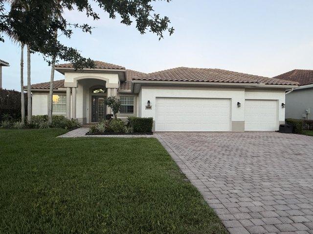 5887 SW Longspur Ln, Palm City, FL 34990
