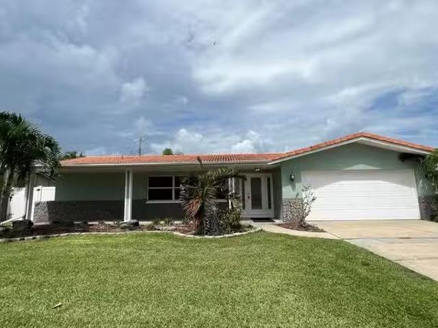 58887720 4841 N Banana River Blvd