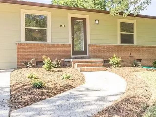 58889804 3819 Langley Rd