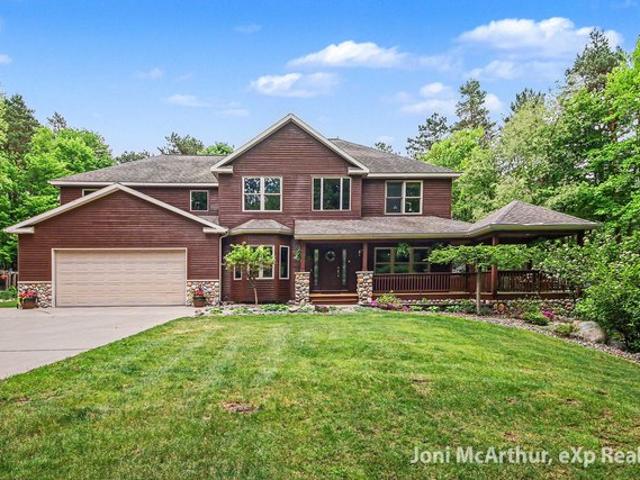 5888 Blakely Dr NE, Belmont, MI 49306