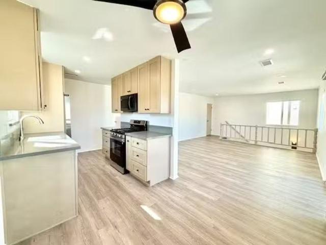 58890154 136 Ventura Ave