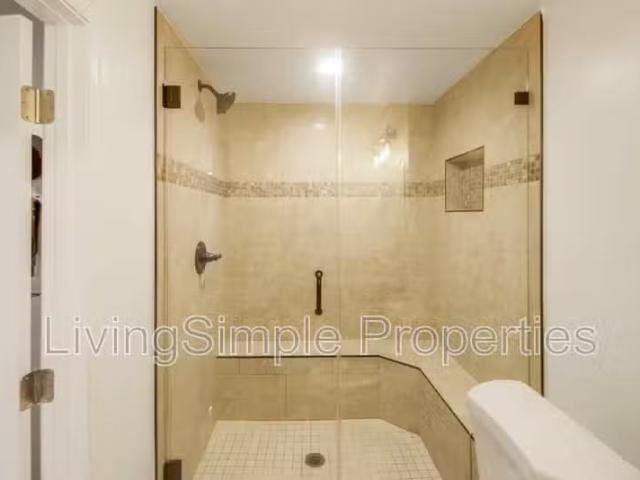 58893213 6002 Coral Sea Ave