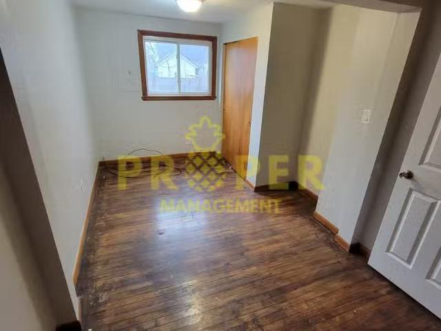 58894340 3732 Michigan Ave