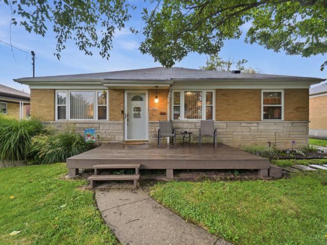 5889 Willow Oak Lane
