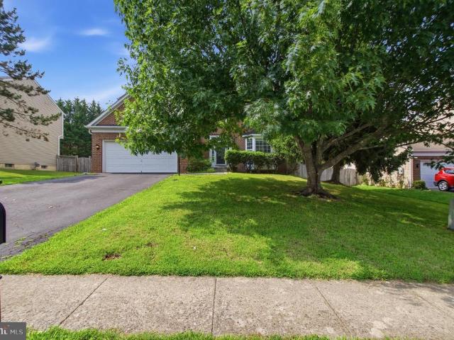 5880 Moonbeam Drive