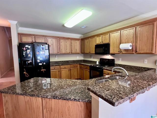 5880 Southwood Parkway