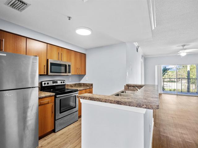 5880 W Sample Rd, Unit 307, Coral Springs, FL 33067 | MLS #F10555