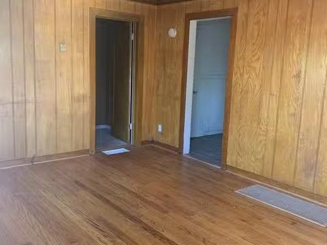 58810776 529 Claremont St