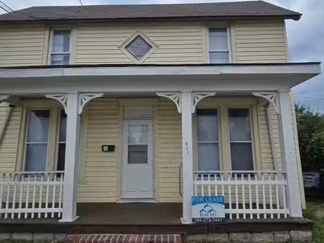 58810869 215 N Jefferson St