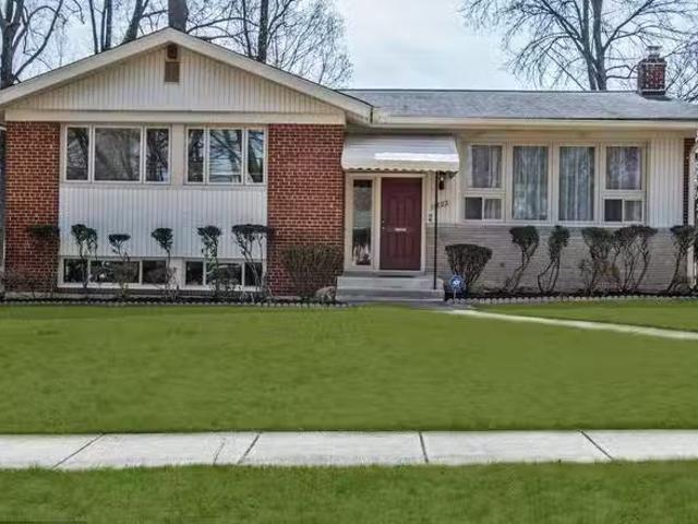 58817052 1802 Ladd St