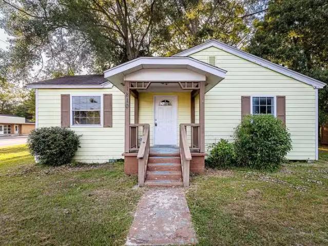 58817838 1810 12th St