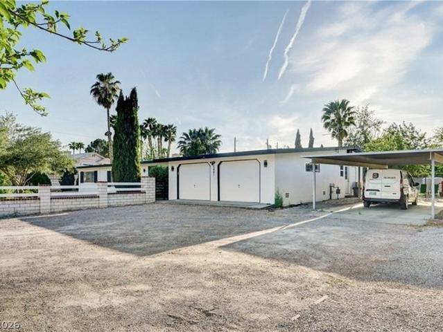 5881 S Sandhill Rd, Las Vegas, NV 89120