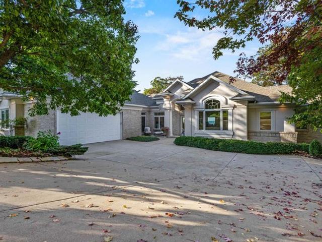 5881 Shore Acres Rd, New Franken, WI 54229