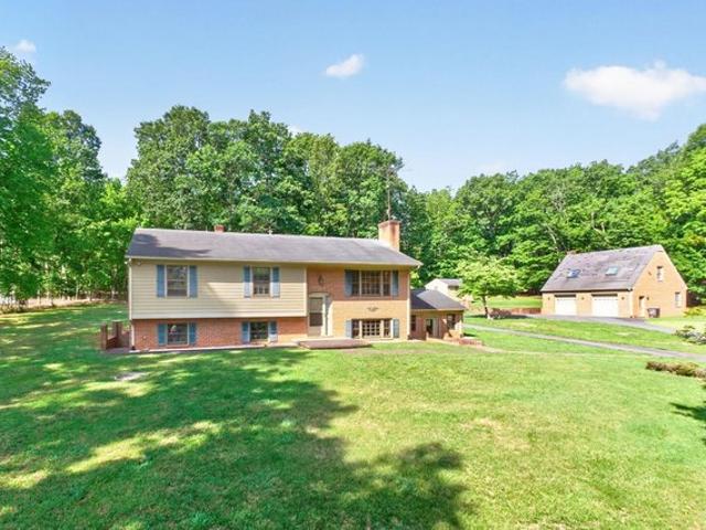 5881 Thomas Jefferson Pkwy, Palmyra, VA 22963