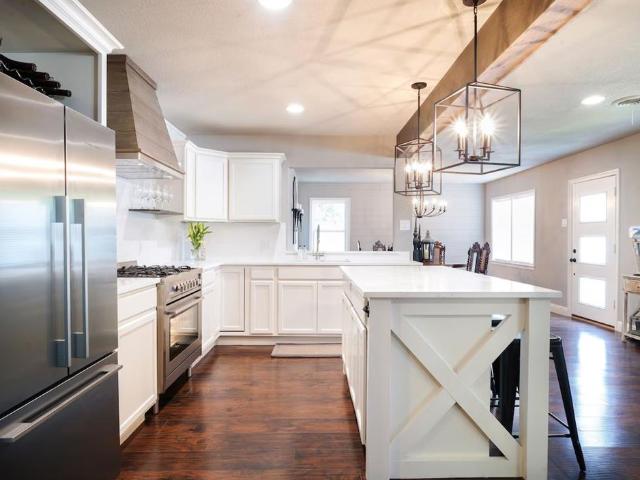 5881 Tracyne Drive
