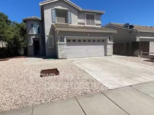 58821110 744 Mabel Josephine Dr