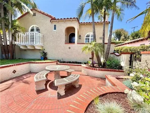 58821876 317 Loma Vista St