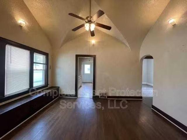 58826191 6931 Harrison Ave
