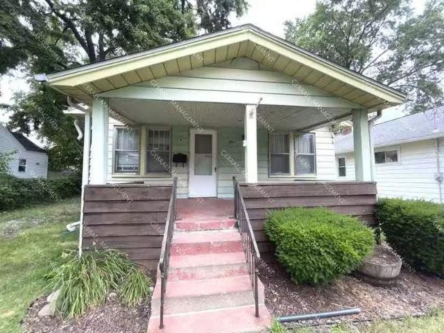 58826404 944 Clinton St