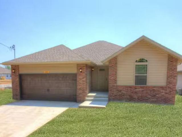 58826898 840 S Waco Ave