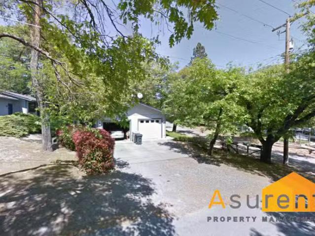 58827002 1102B Nw E St