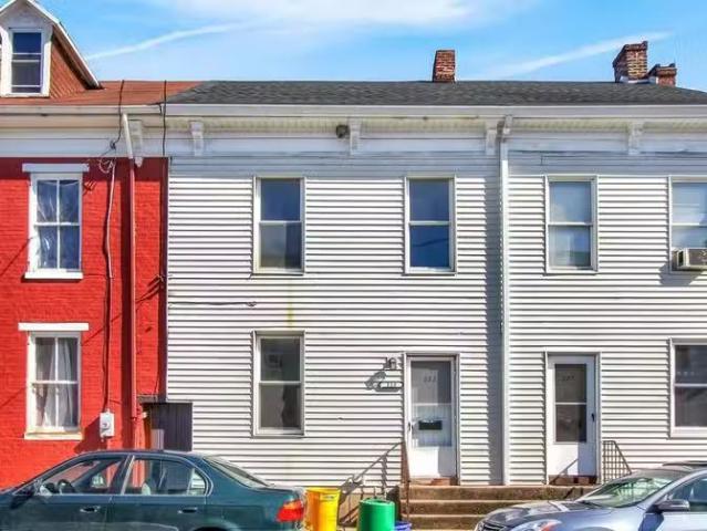 58827128 223 Grantley St