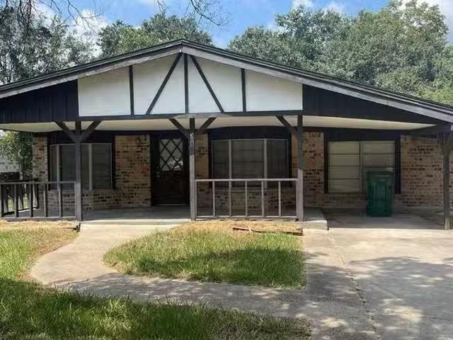 58828057 308 S 44th St