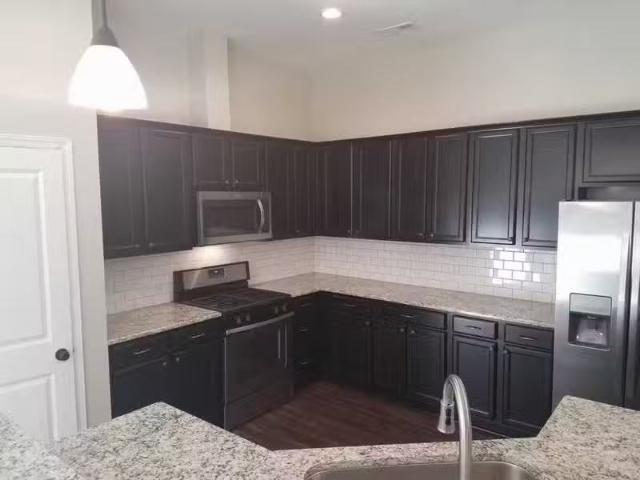 58828070 320 Station House Rd