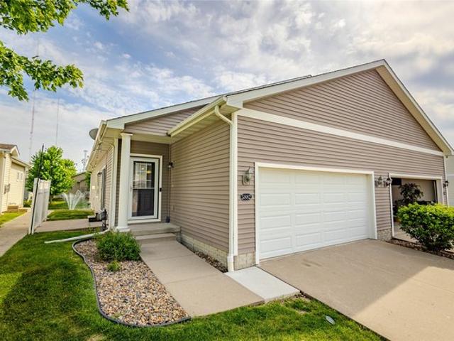 5882 Marble Cir, Johnston, IA 50131