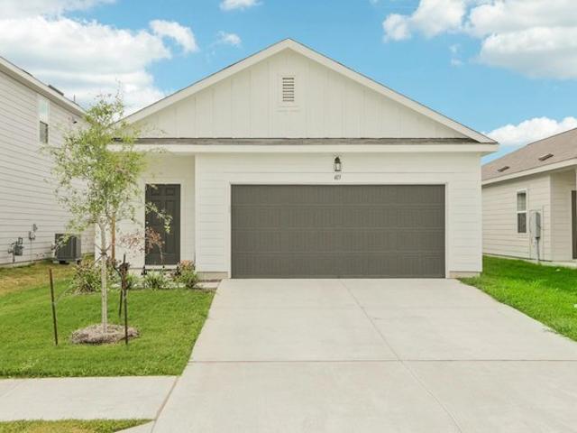 5882 Mercer St, Conroe, TX 77303