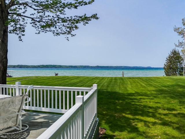 5882 Crystal Beach Road