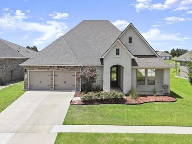 58830 Island Dr, Plaquemine, LA 70764