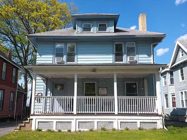 58834385 1335 Madison St