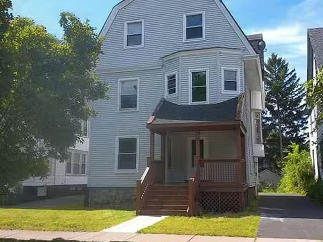 58834386 204 Harvard Pl