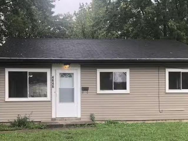 58837870 4646 Curundu Avenue