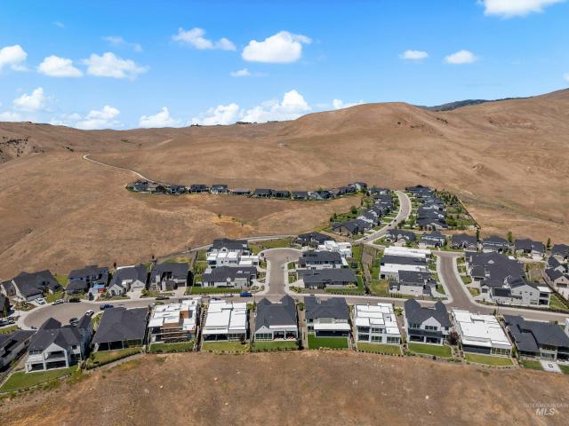 5883 E Marmount Ct, Boise, ID 83716 | MLS #98990