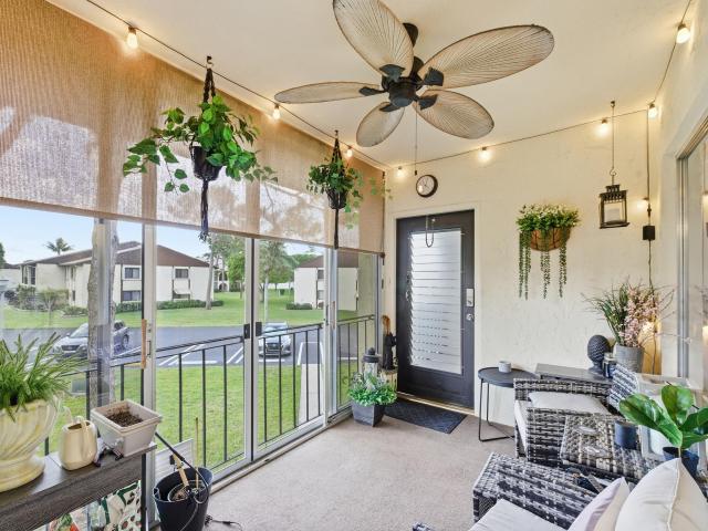 5883 La Paseos Dr, Unit D2, Greenacres, FL 33463 | MLS #B26018