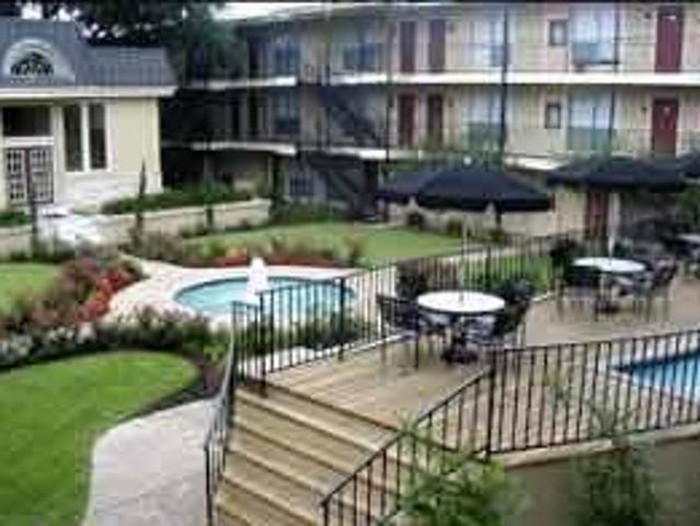 $588 / 1br Oversized floor plans just minutes from The Texas Medical Center MEDICAL CENTER