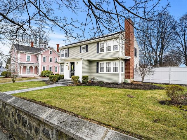 588 Andover St, Lowell, MA 01852 | MLS #73498