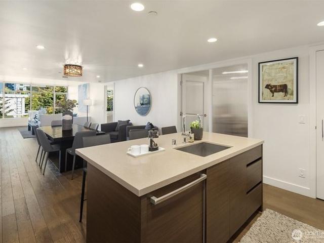 588 Bell St Unit 813S, Seattle, WA 98121