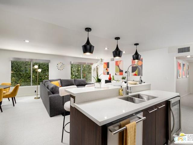 588 E San Lorenzo Rd Unit 206, Palm Springs, CA 92264