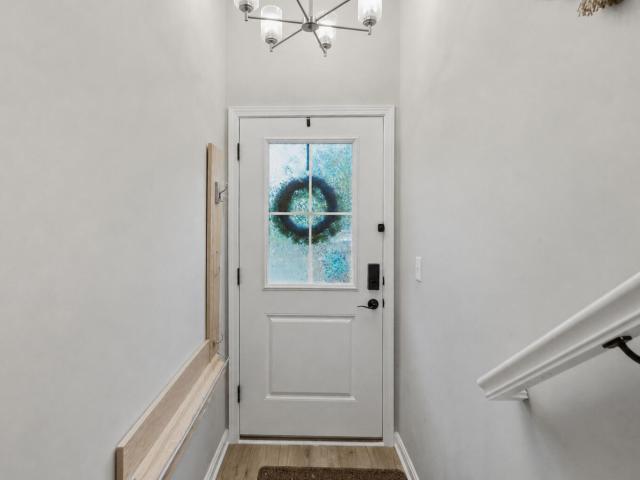 588 Foxhill Drive