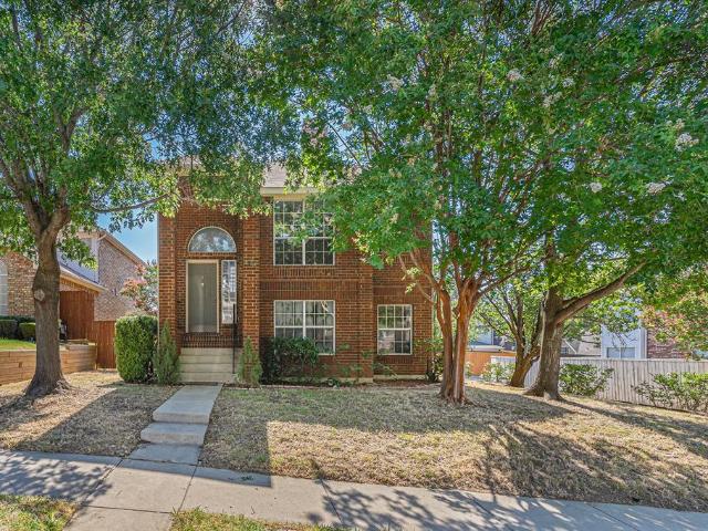 588 Lake Forest Drive