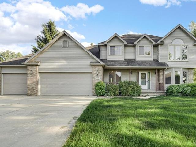 588 Mayapple Dr, Westville, IN 46391