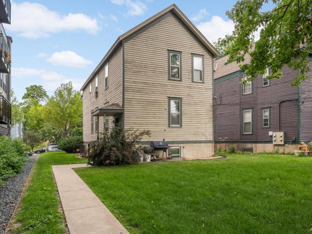 588 Selby Avenue