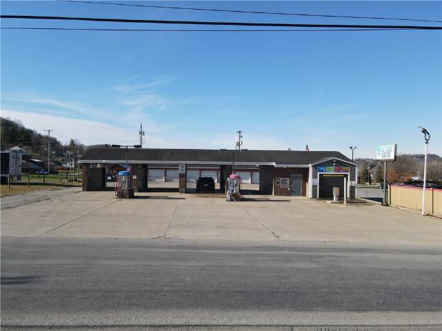 588 W High St 118 School Dr